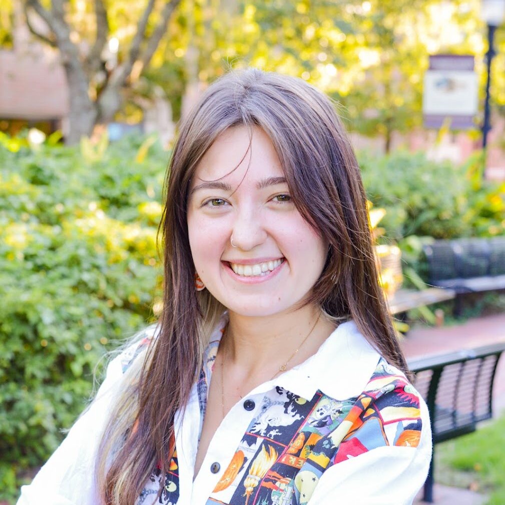 Isabella Serrano's Instagram, Twitter & Facebook on IDCrawl